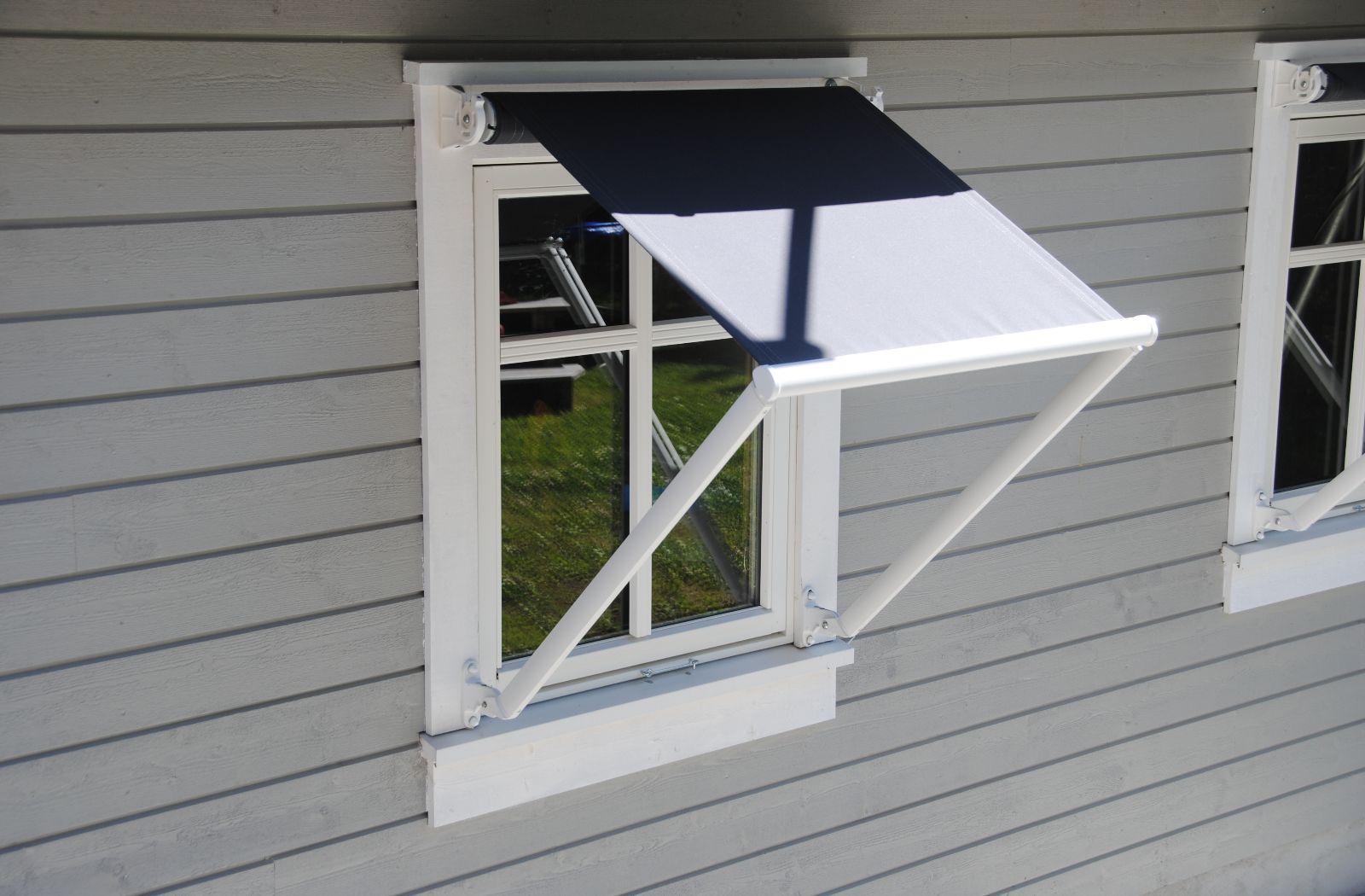 Markiser på nett - legg inn mål og se pris før du kjøper | Solskjerming AS